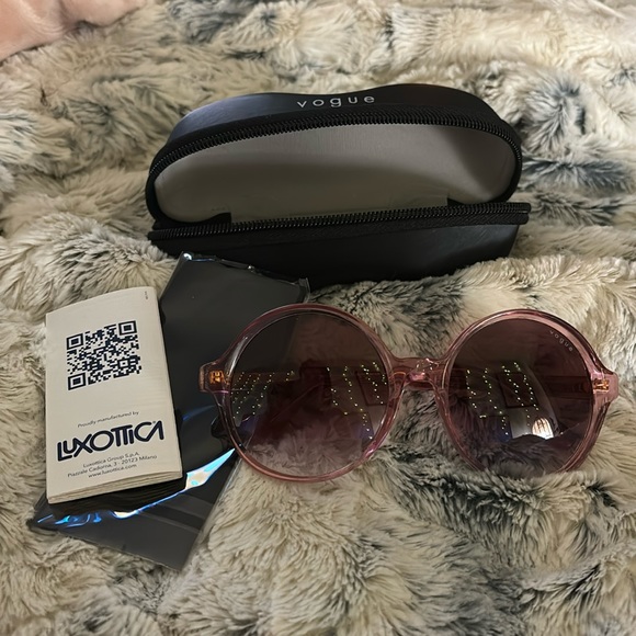 Vogue | Accessories | Vogue Sunglasses | Poshmark